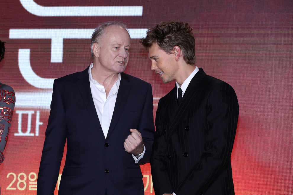 Austin Butler Discusses Improvised Kiss With Stellan Skarsgård In "Dune"
