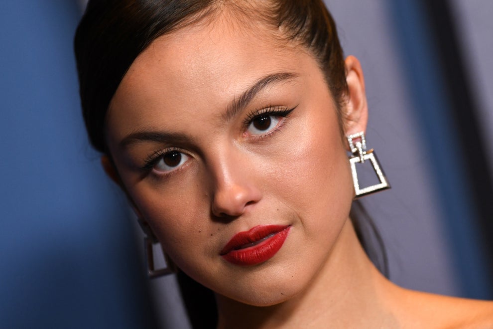 Olivia Rodrigo Hit With Flowers On GUTS World Tour