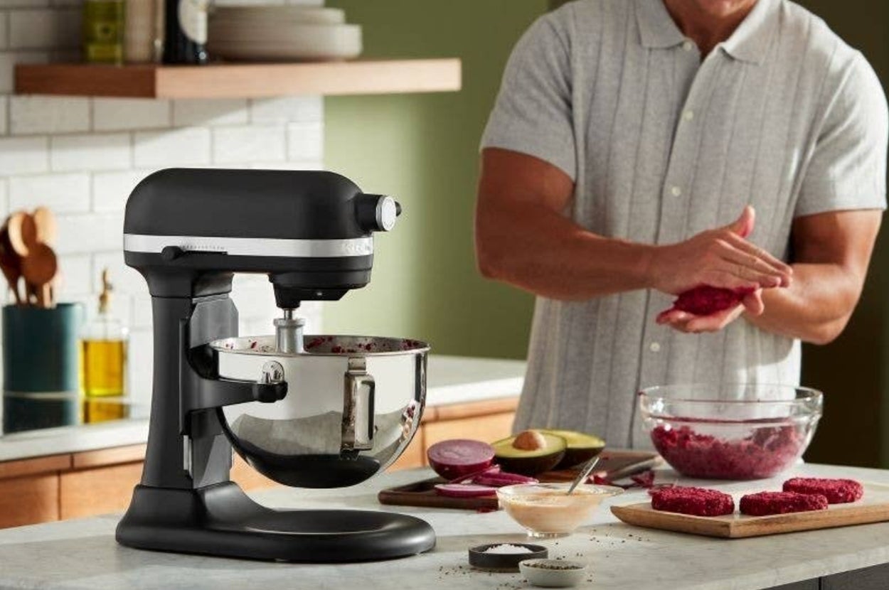 Upgrade Your Kitchen: KitchenAid Stand Mixer 29% Off