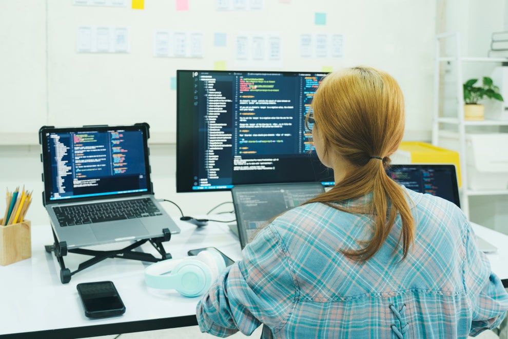 19 People Who Make More Than $150K, And What They Do