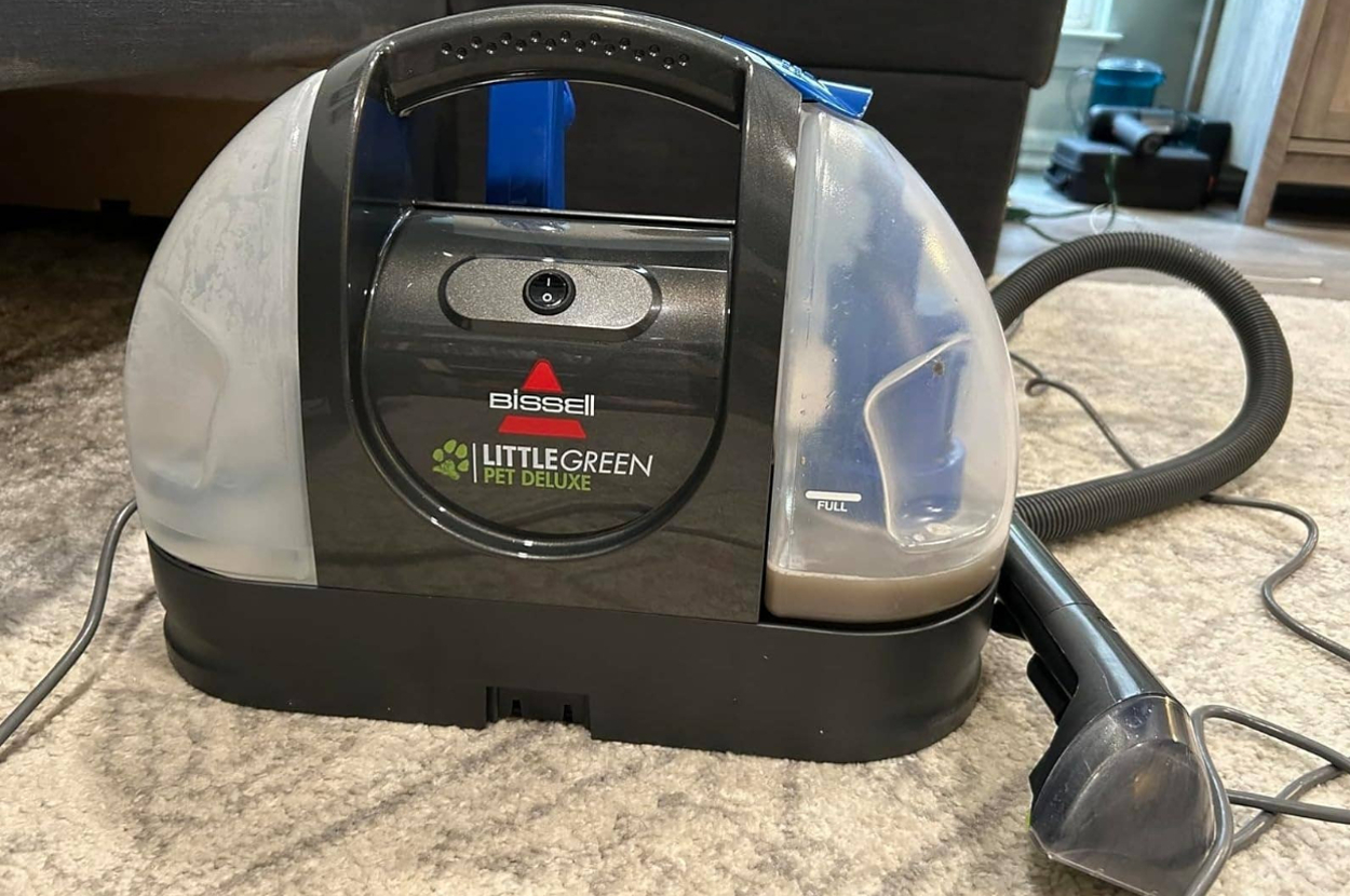 Deluxe Bissell Little Green Carpet Cleaner 30% Off