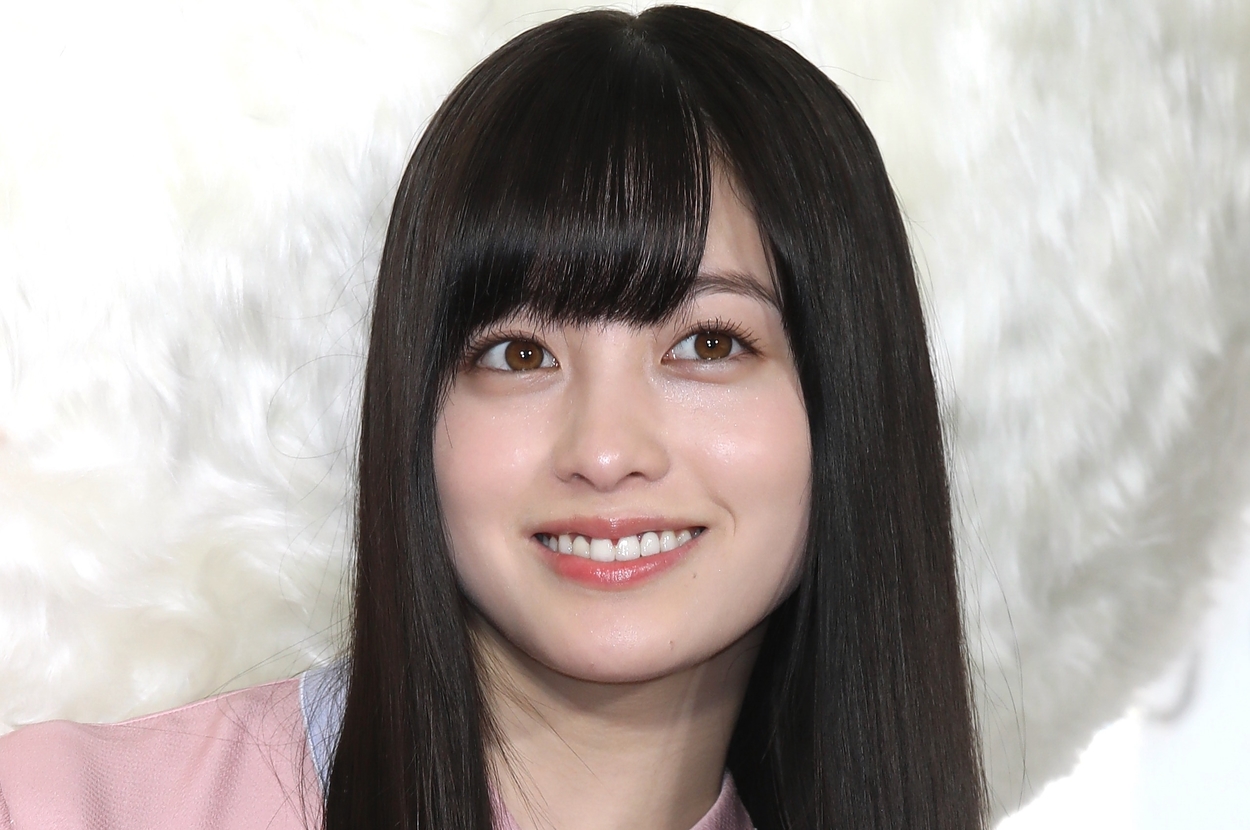 【画像】これは「永遠の女子高生」！ 橋本環奈の制服姿を見る「天使じゃん」