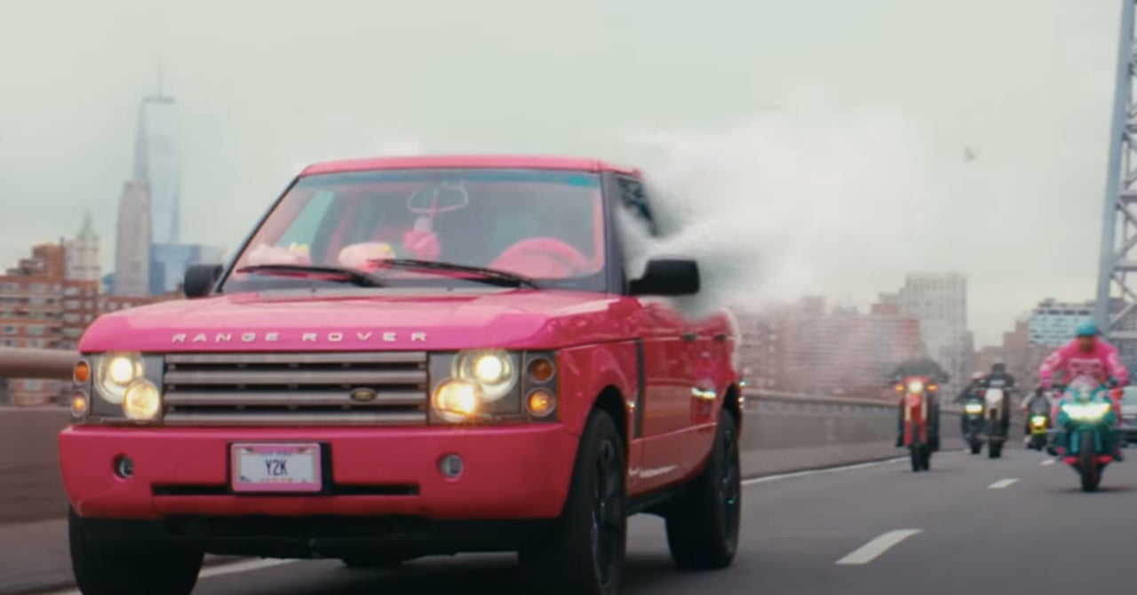 Ice Spice’s New "Gimmie a Light" Video Features Pink Range Rover Once ...