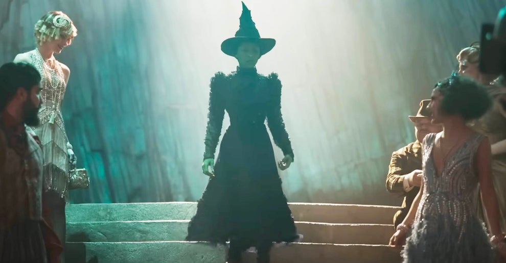 Wicked Movie Gives A First Look At Iconic Scenes