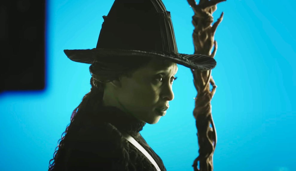 Wicked Movie Gives A First Look At Iconic Scenes