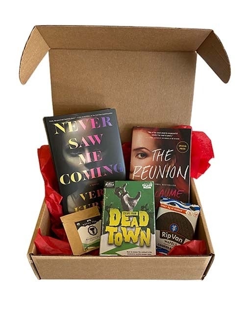 25 Best Book Subscription Boxes To Bookmark In 2026