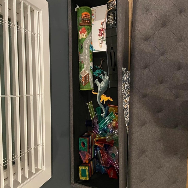 If Your Family Has Accumulated A Vast Amount Of Stuff, These 26 ...