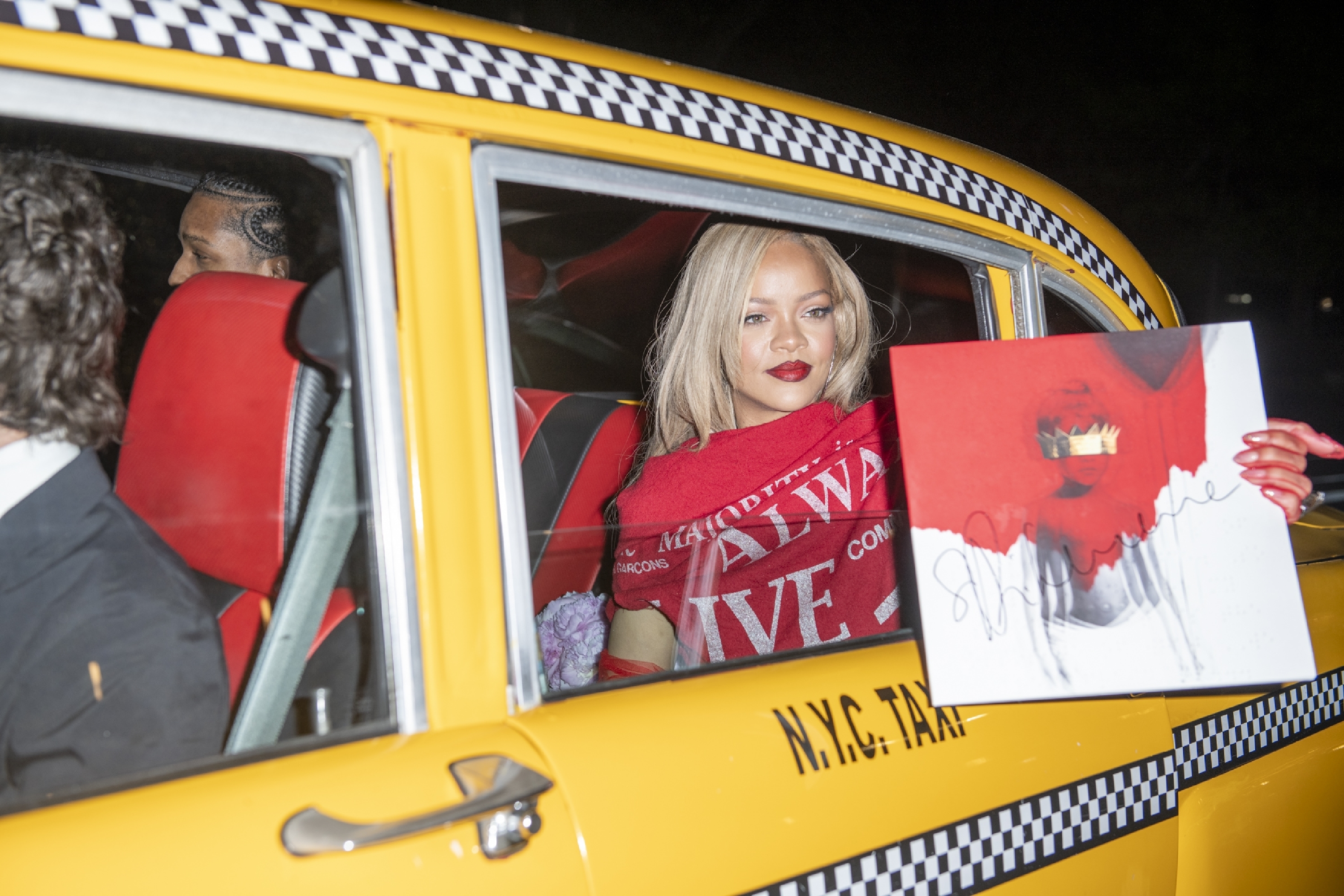 Rihanna Celebrates Receiving Two RIAA Recognitions: 'Ain't No Back and ...