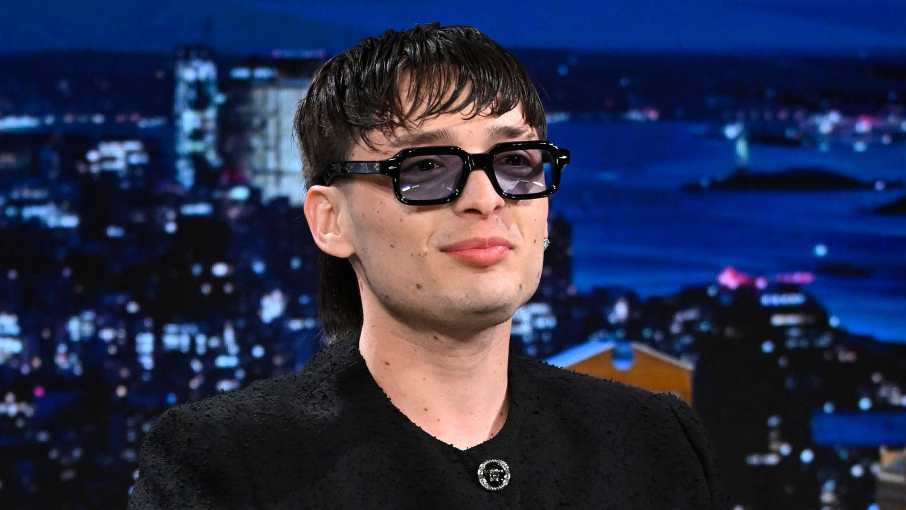 Peso Pluma Fractures His Foot Mid-Show at Gov Ball, Brings Out Rich the ...