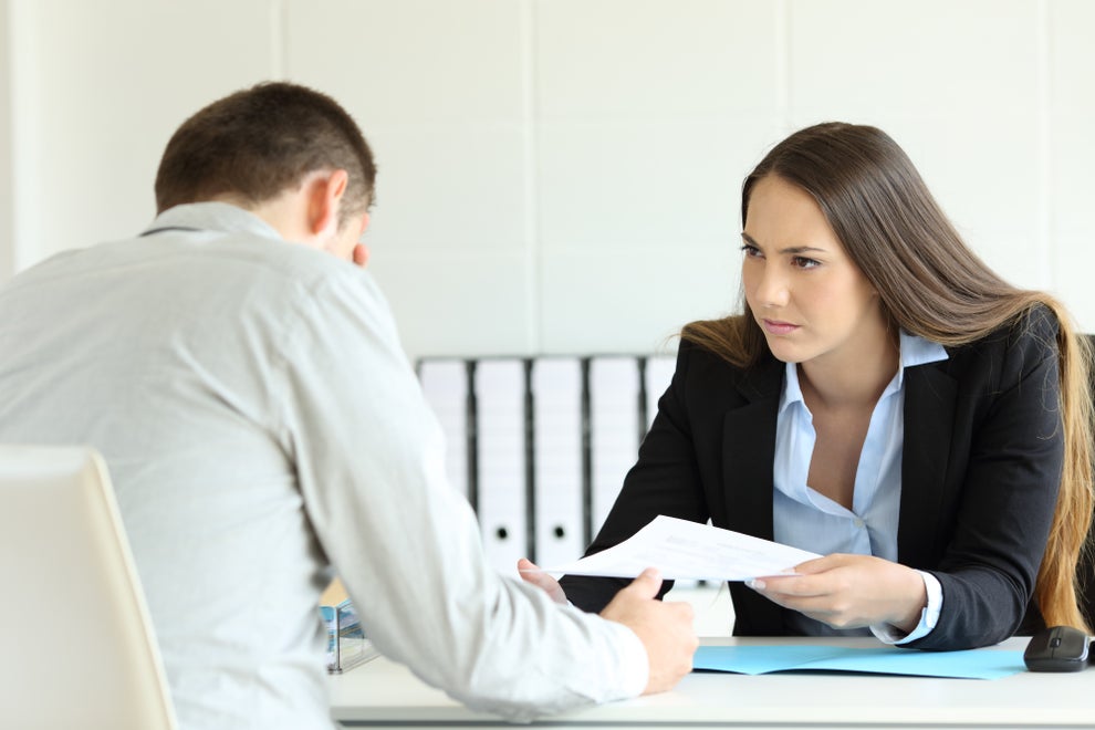28 Job Interview Mistakes People Will Never Forget