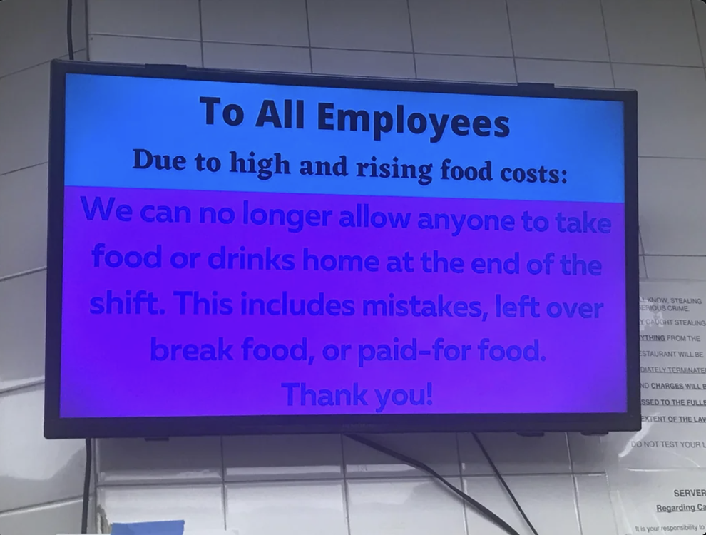 15 Ridiculous Signs Employees Spotted At Work