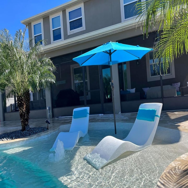 33 Best Pool Lounge Chairs For Relaxing