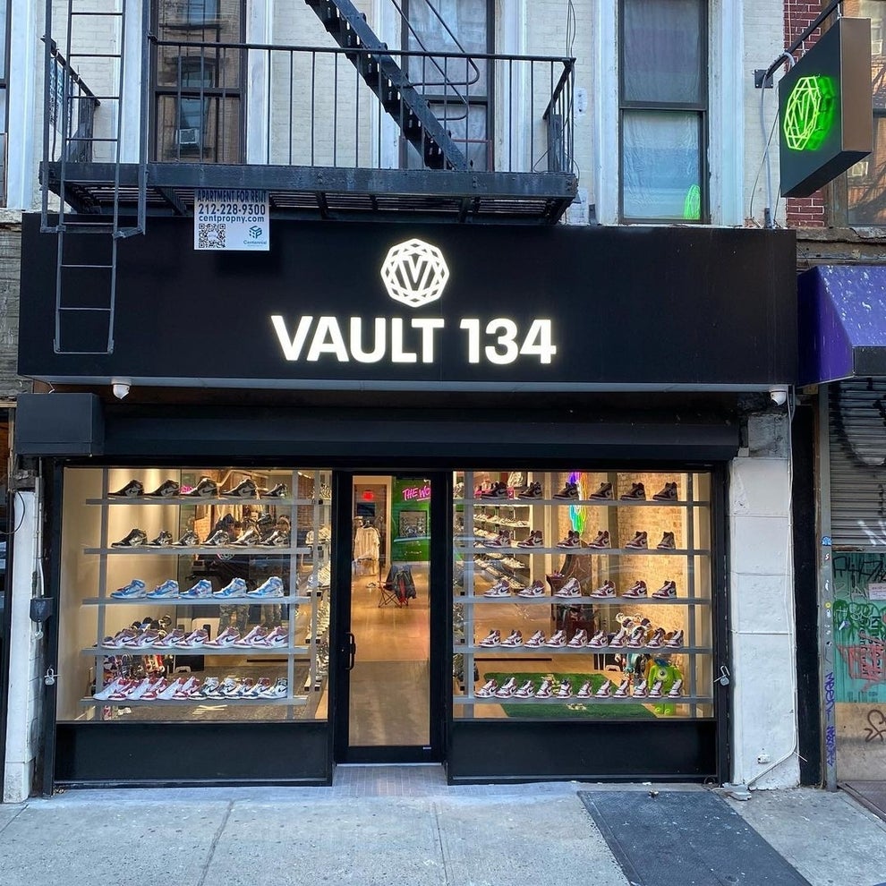 Sneaker Reseller Upscale Cracc Shot Dead at 31 | Complex
