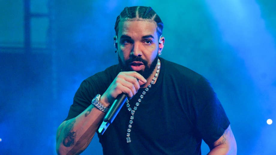 Drake Joins Snowd4y on Plain White T's Remix "Wah Gwan Delilah" | Complex