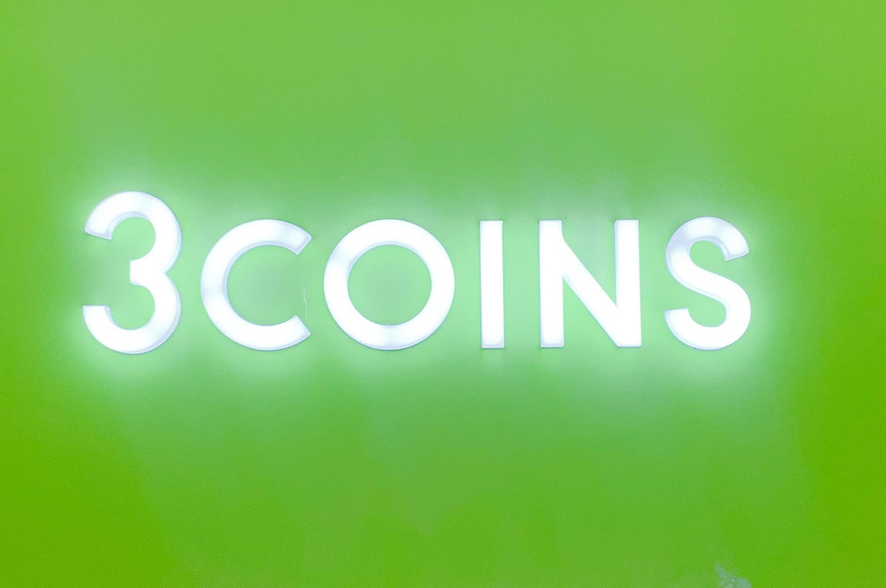 【2025年版】3COINSの通販でも買えるおすすめ便利アイテム1～100選！グラス、スマホアイテムなどの最新情報