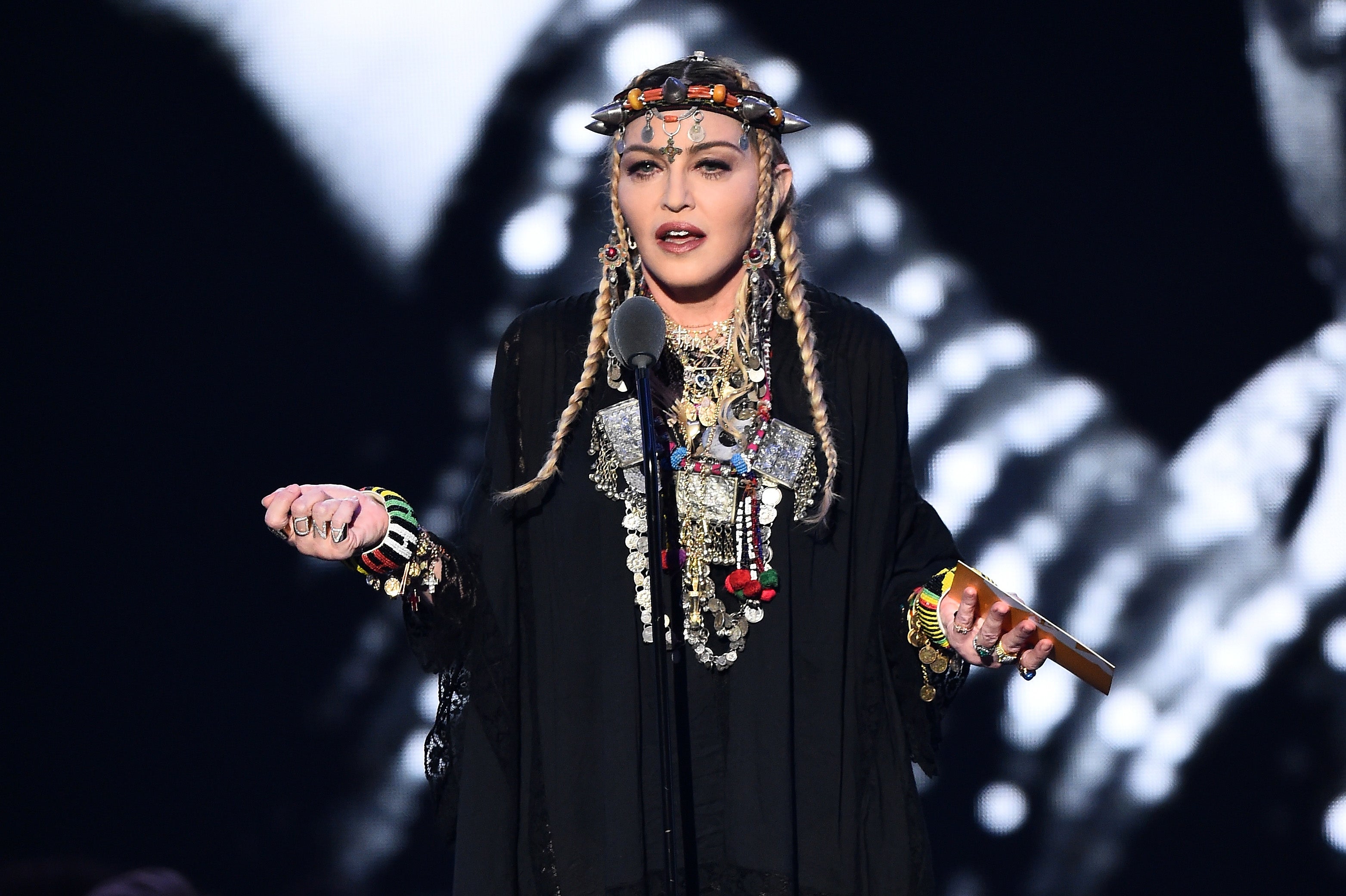 Madonna's Rare Red Carpet Appearance With Twin Daughters