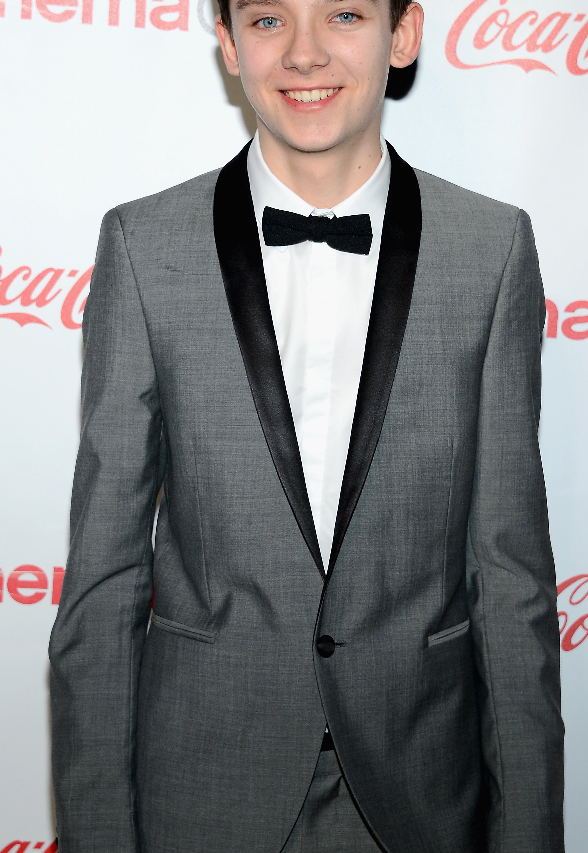 21 Celebs Playing Teens vs. Their Actual Teen Photos