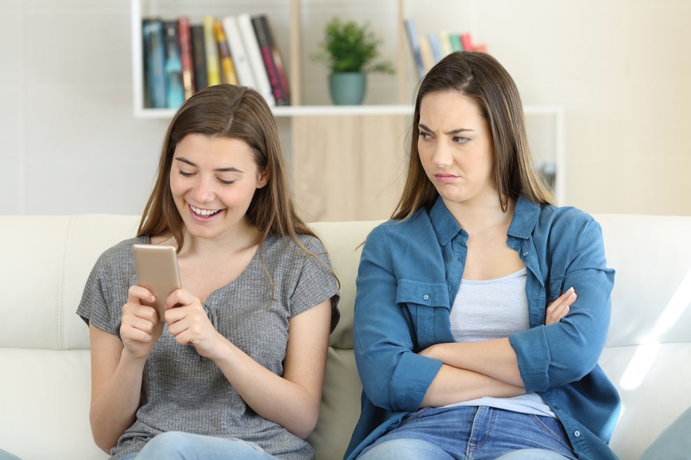 People Share What Social Habits They Find Annoying