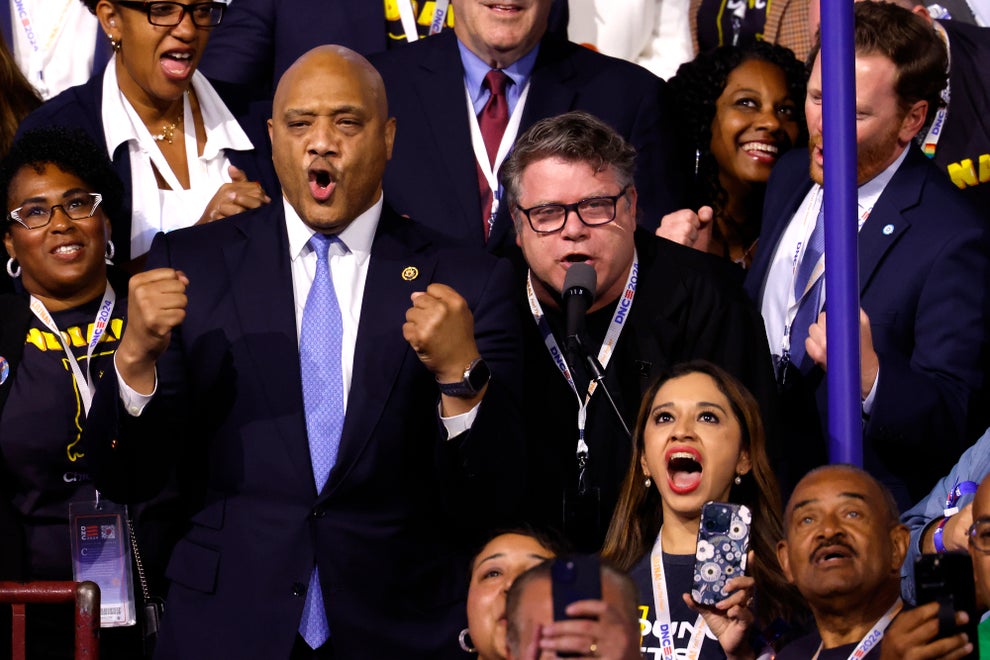 All Of The Celebrities At The RNC Vs. All Of The Celebrities At The DNC