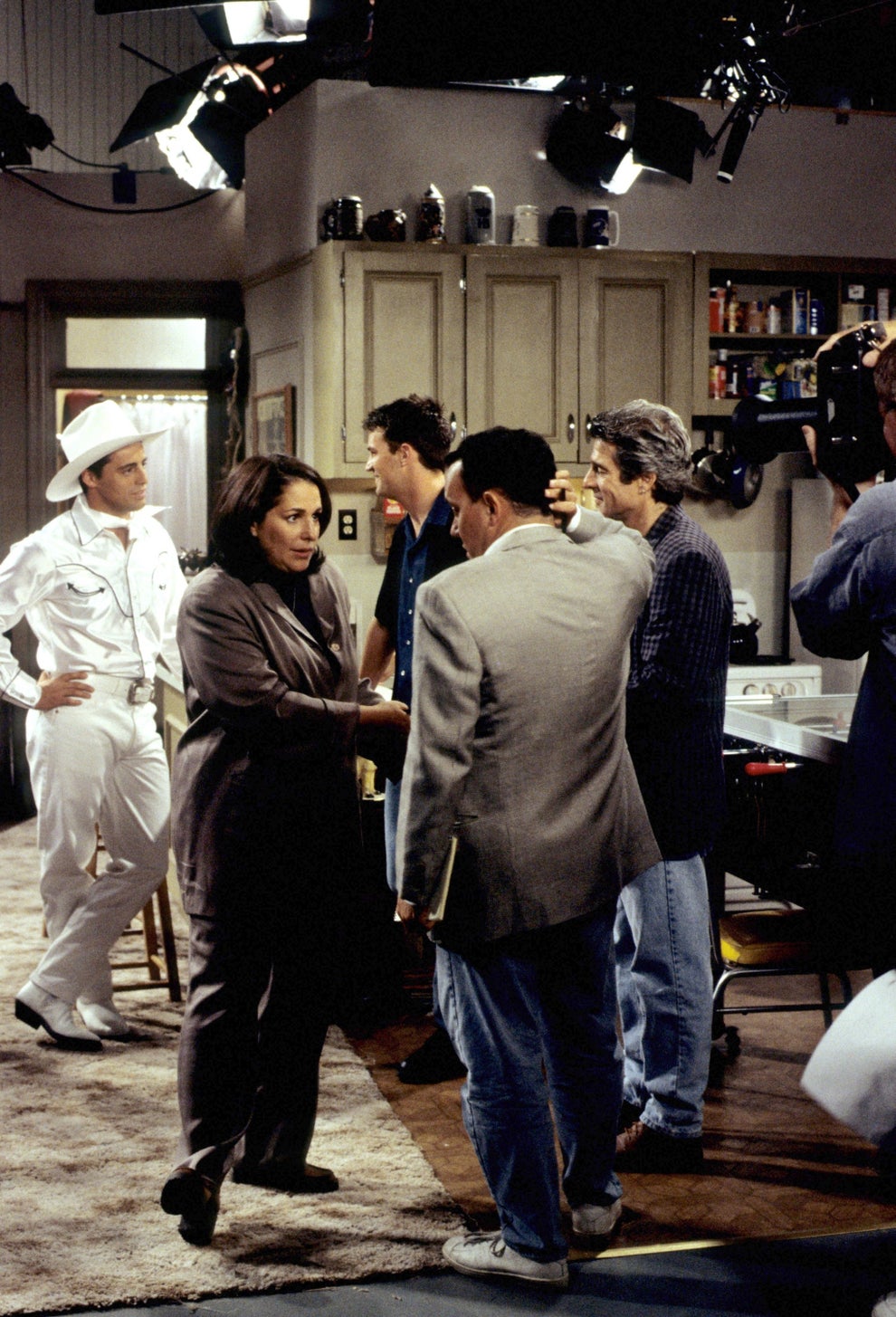 Unseen Behind-The-Scenes Photos from '90s TV Shows