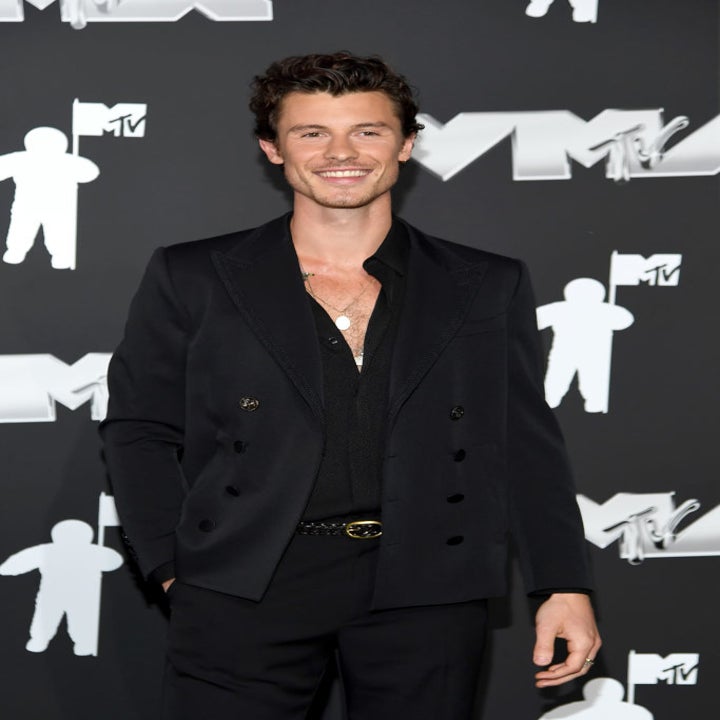 Sabrina Carpenter 2024 VMA Alien Kiss Reactions