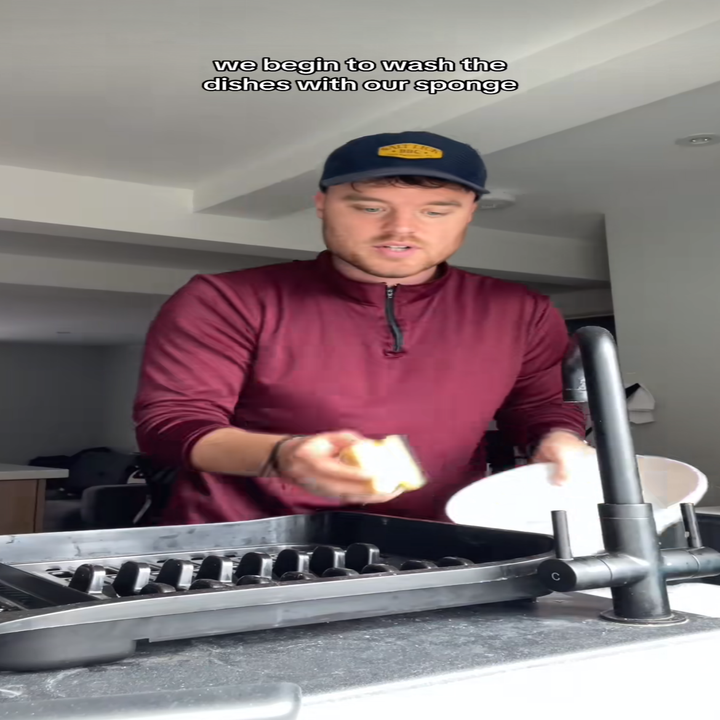 How British People Wash Dishes Has Got Americans Heated