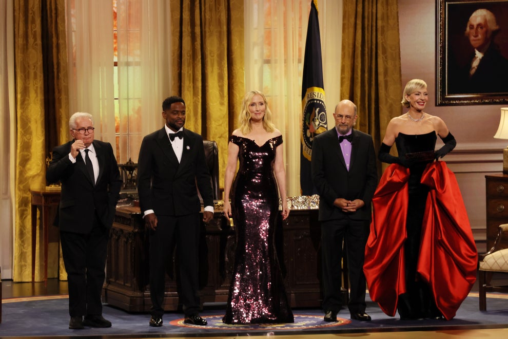 The West Wing Reunion At Emmy Awards: Best Reactions