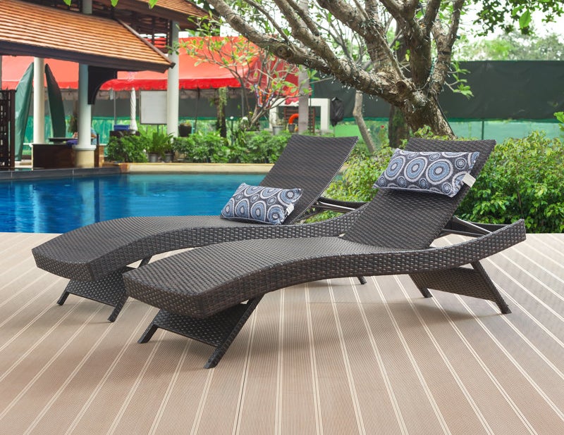 33 Best Pool Lounge Chairs For Relaxing