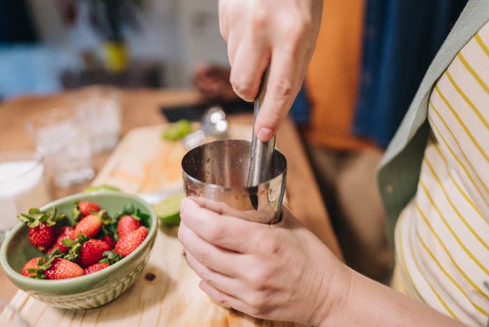 Test Your Knowledge On Making Drinks And We’ll Give You A Cocktail To Try