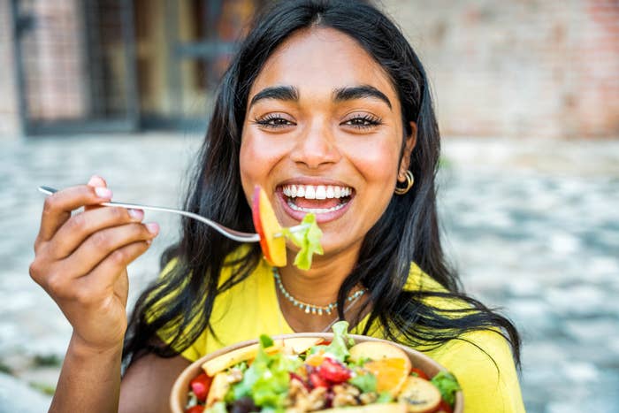 5 Foods That Boost Your Mood, According to Experts
