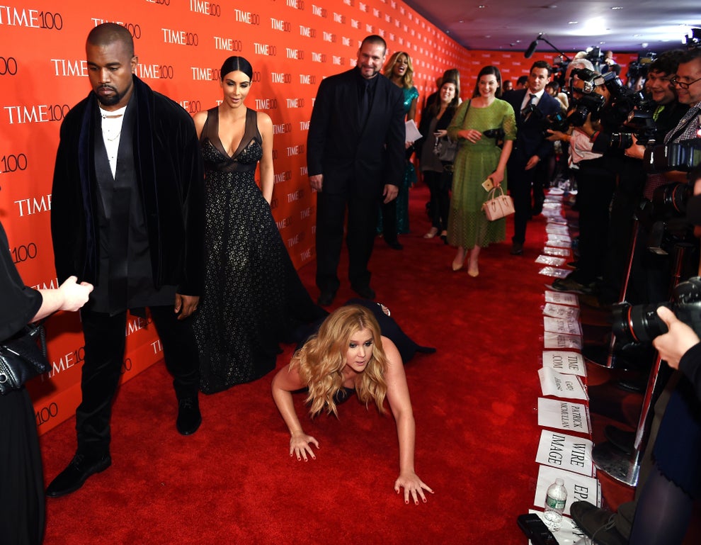 17 Weird Celebrity Red Carpet Moments