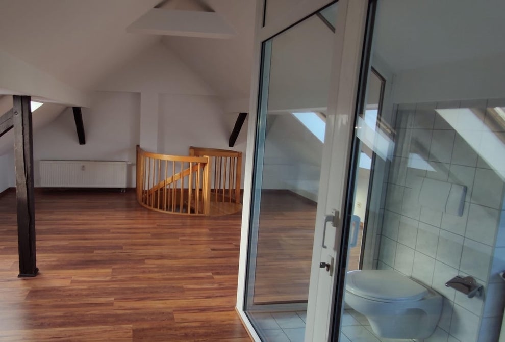 17 Crappy Bathroom Designs That Made Me Weep