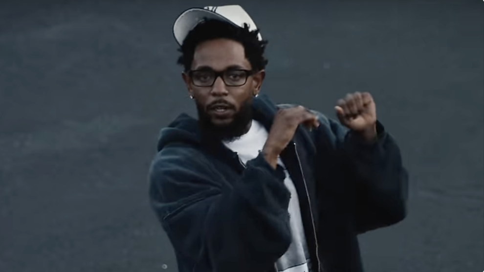 Kendrick Lamar Super Bowl Halftime Show, Drake Jokes