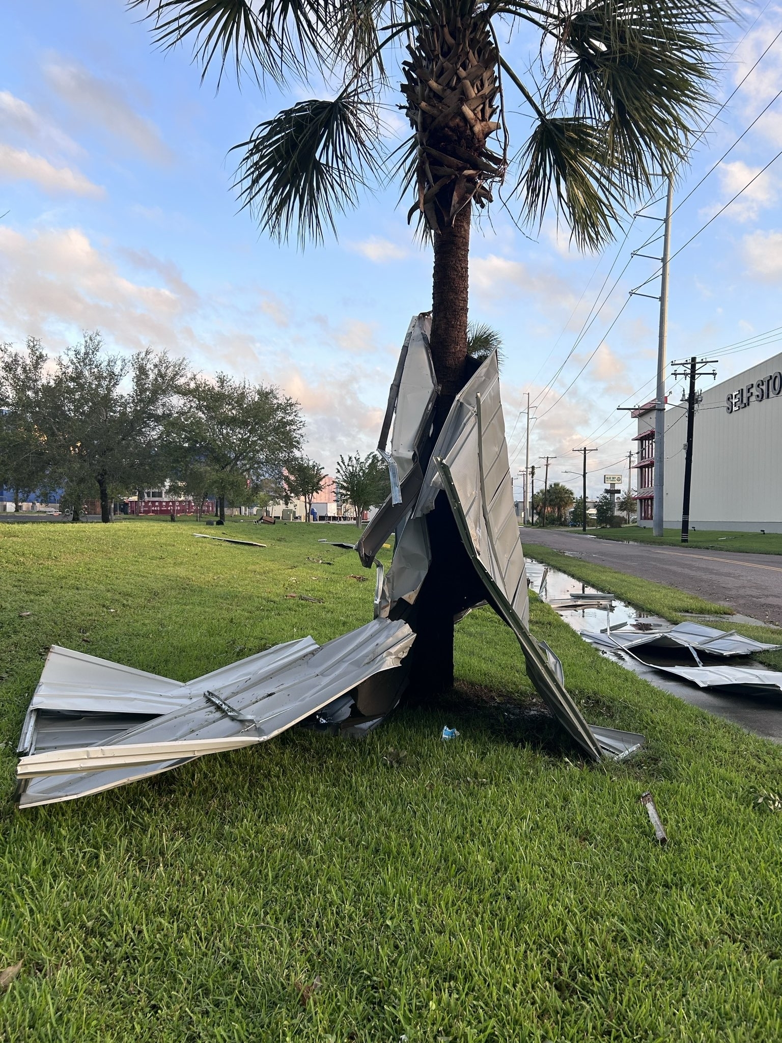 36 Heartbreaking Photos Showing Hurricane Milton's Devastation In Florida