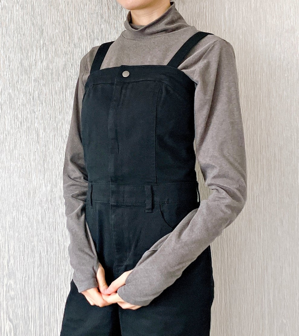 【GUセール】色違いも買っちゃおうかな…！「お腹が目立たない」「スタイル盛れる」3990円→2990円の『楽ちんサロペット』細見えするのに動きやすいの！《着用レビュー》【画像・動画】