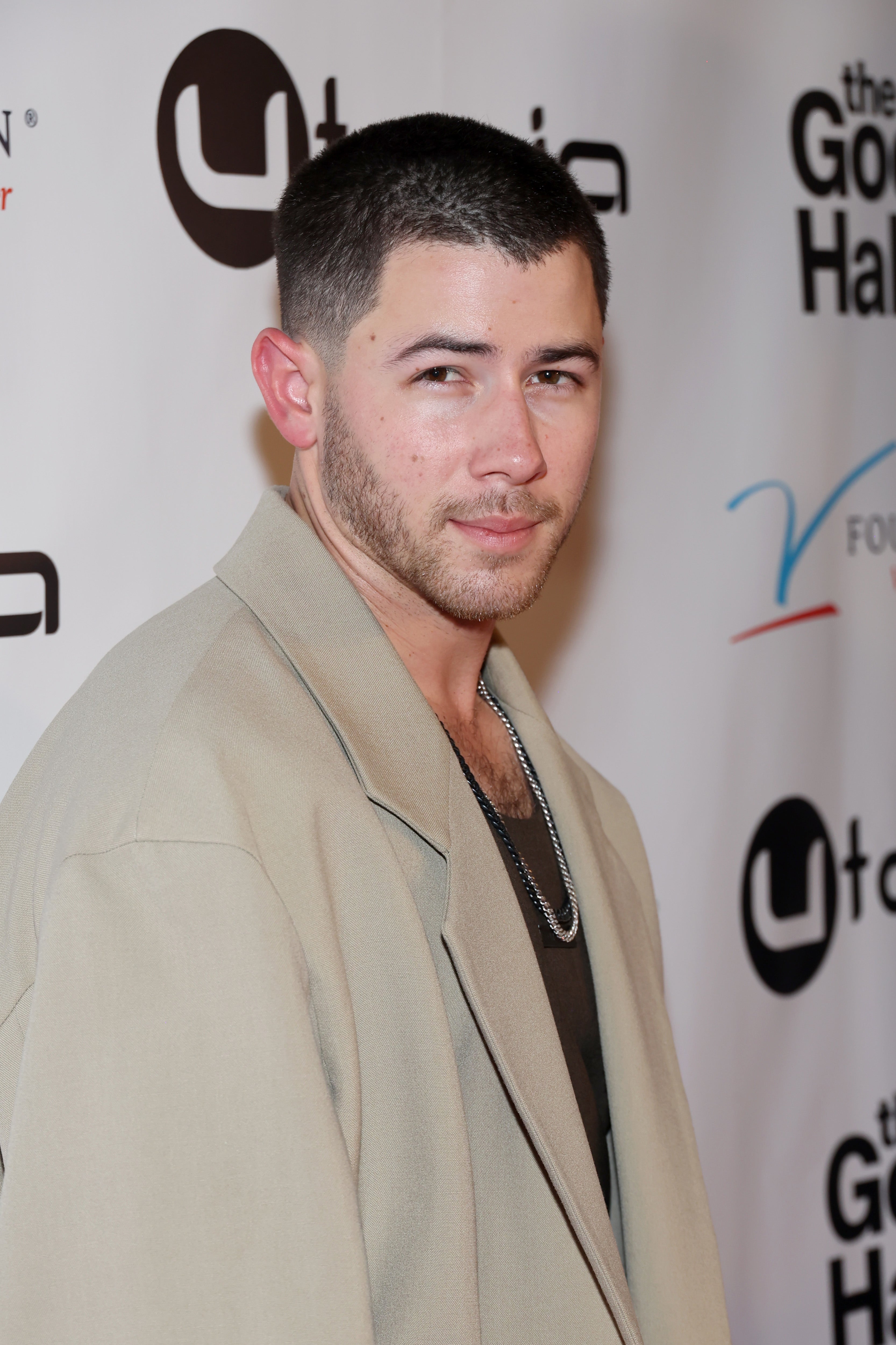 Nick Jonas Runs Off Stage Amid Laser Scare At Concert