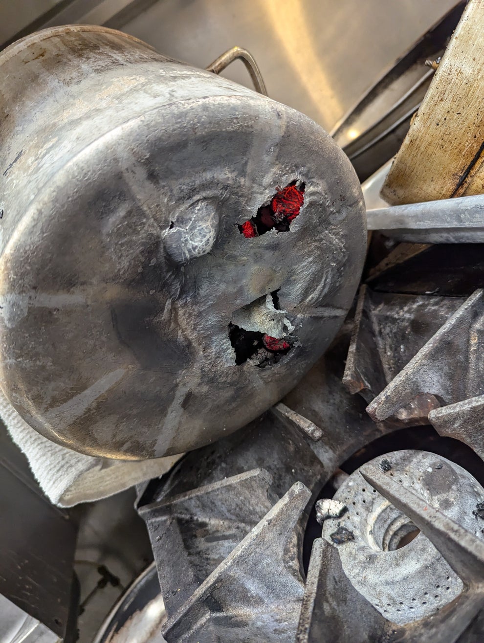 26 Epic Kitchen Fails That Will Make Any Chef Cringe