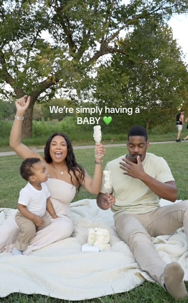 Team Green Gender Reveals Don't Reveal Baby's Gender