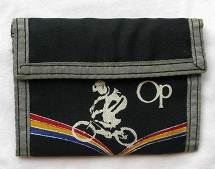 19 Petty Reasons People Didn't Date Someone