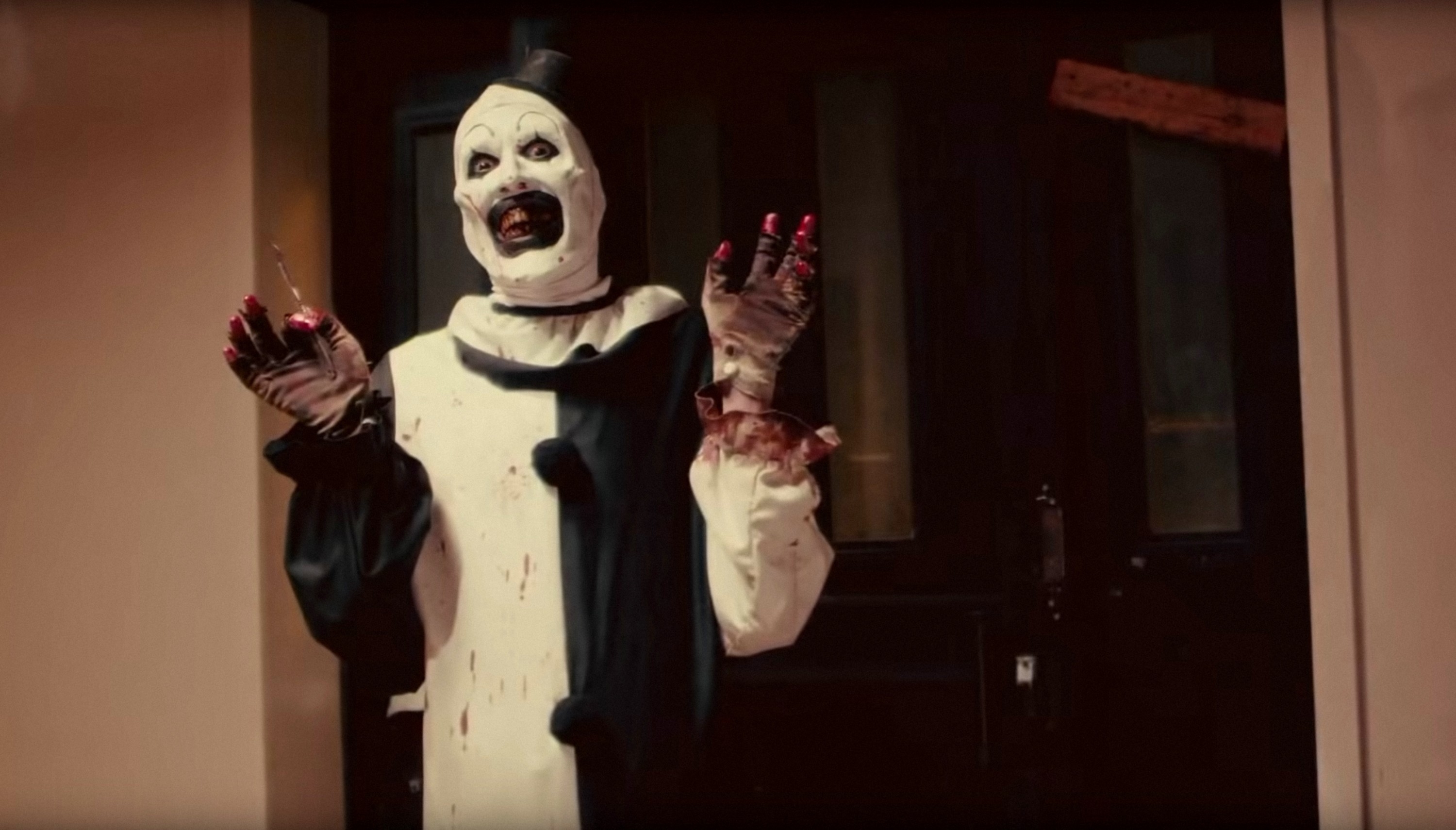 People Share The Best And Worst Scary Movies