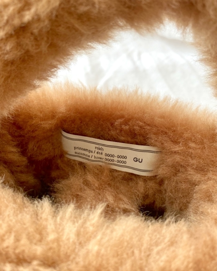 【GU】2290円の「ふわふわバッグ」が抜群にカワイイ！秋冬コーデがパッと華やかになるの！《購入レビュー》【画像・動画】