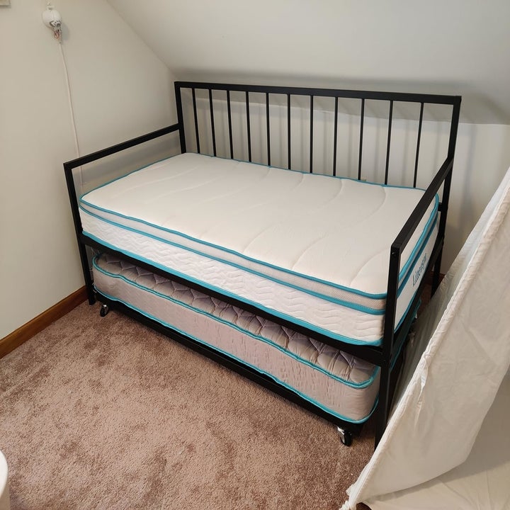 25 Best Trundle Beds For Extra Sleeping Space