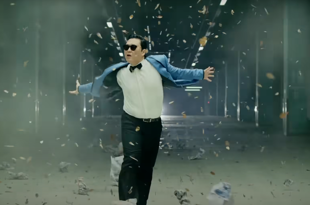 19 Trends From 10 Years Ago That Are Forgotten Today