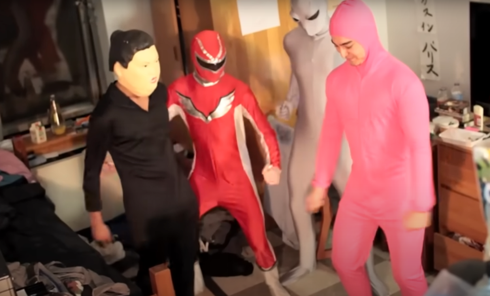 19 Trends From 10 Years Ago That Are Forgotten Today