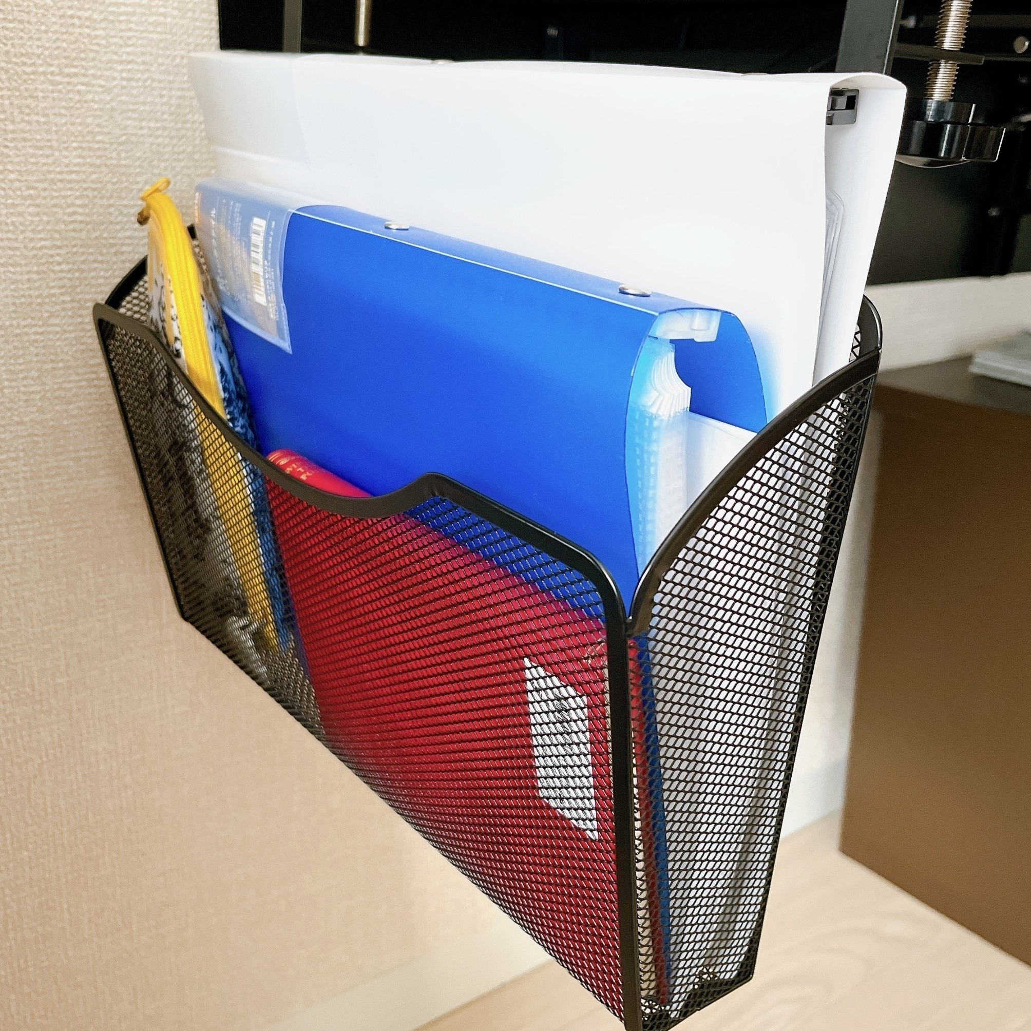 デスクまわりのゴチャゴチャ→「ニトリのおしゃれ収納」で解決！小物もコードもすっきり片付く3選！《購入レビュー》【画像】