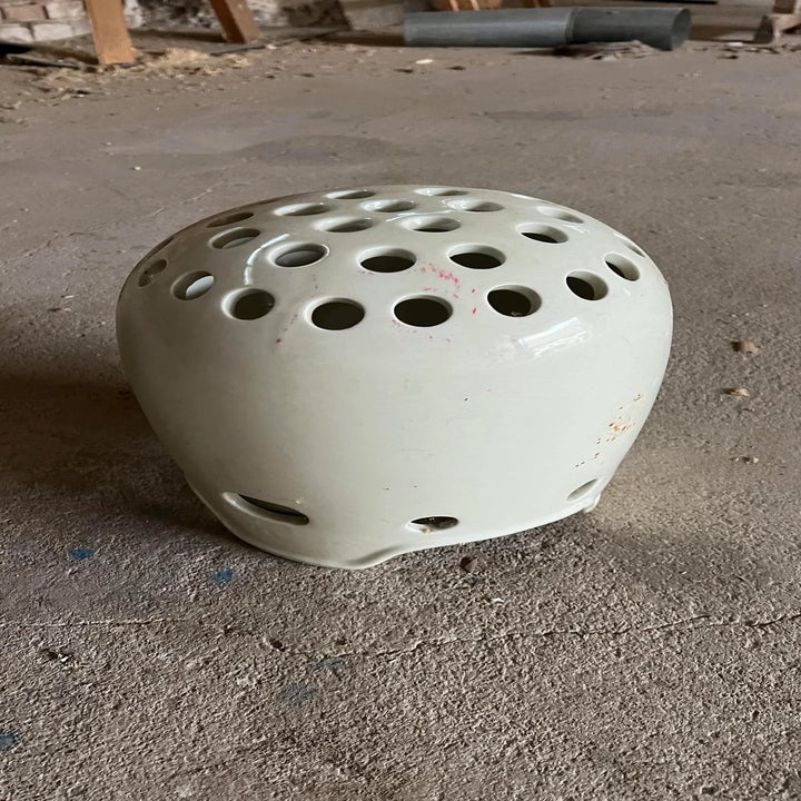 15 Weird Items Identified By People On The Internet