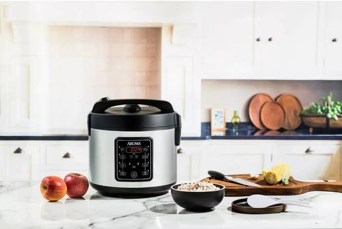 27 Kitchen Items That'll Help You Make Lunch And Dinner