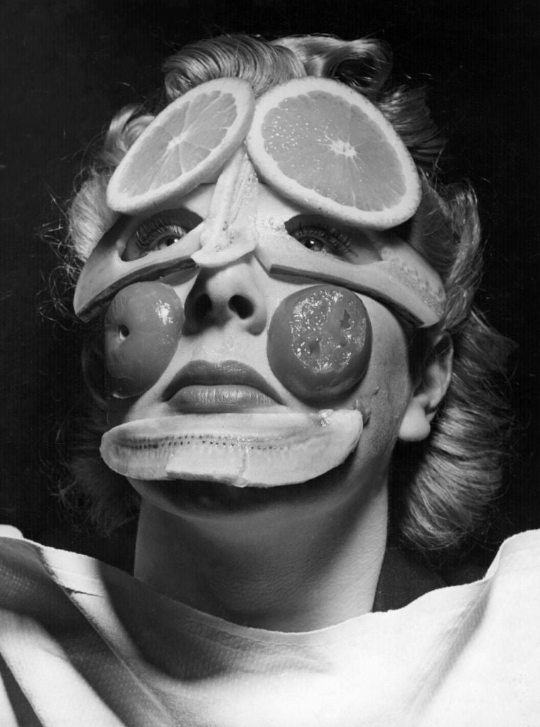 17 Horrifying Vintage Beauty Machines