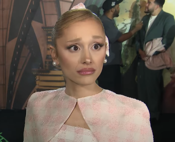 Ariana Grande Reacted To Reporter At Wicked Premiere