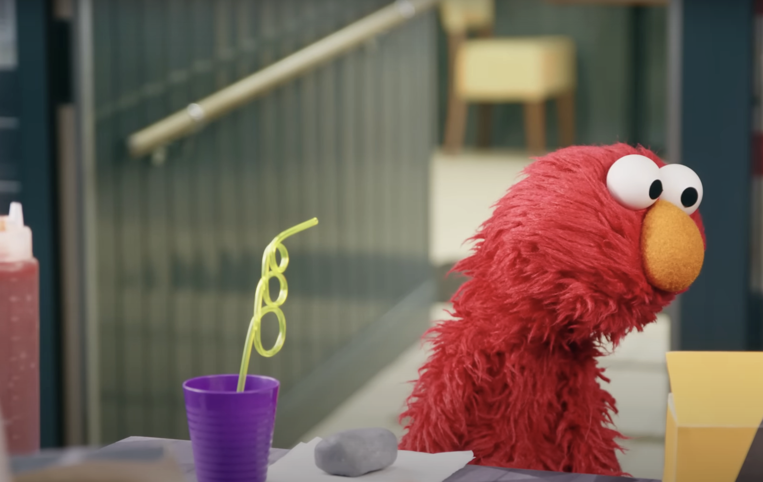 Elmo Chicken Shop Date With Amelia Dimoldenberg